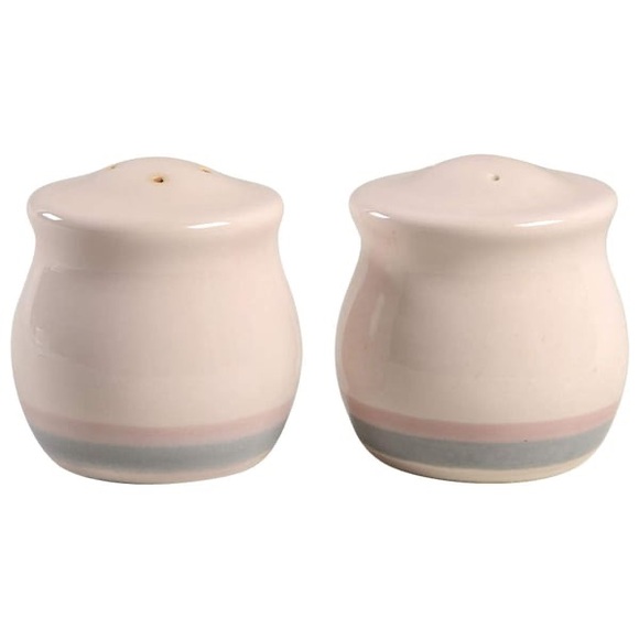 Pfaltzgraff | Kitchen | Pfaltzgraff Aura Pink Salt And Pepper Shakers ...
